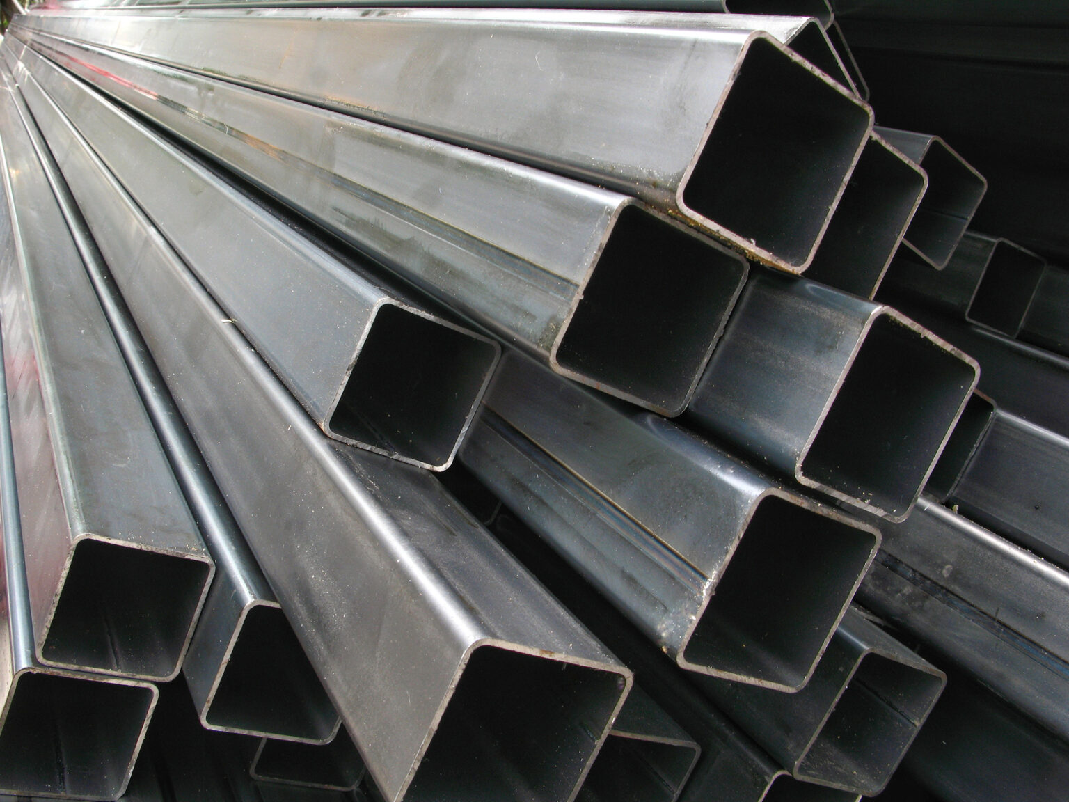 Fastener Materials - Different Types of Carbon Steel - LPS India
